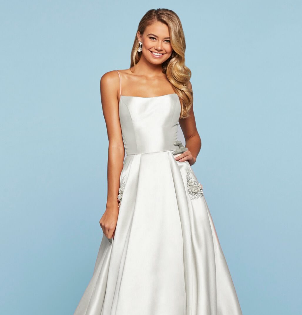 Emanuelle - Krinolina : Krinolina